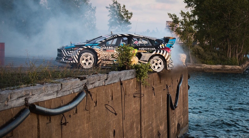 Este es Ken Block haciendo el loco con su Ford Focus RS RX y no debes ...